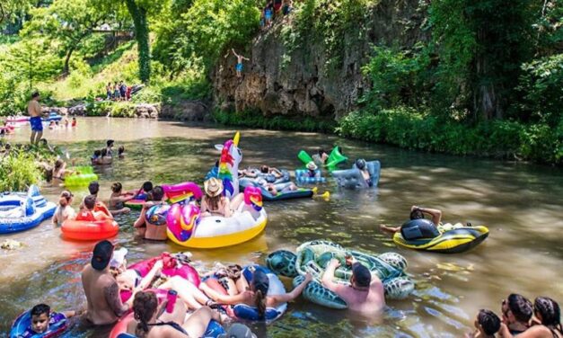 18 Swimming Holes in Houston, Texas for a Fun Swim